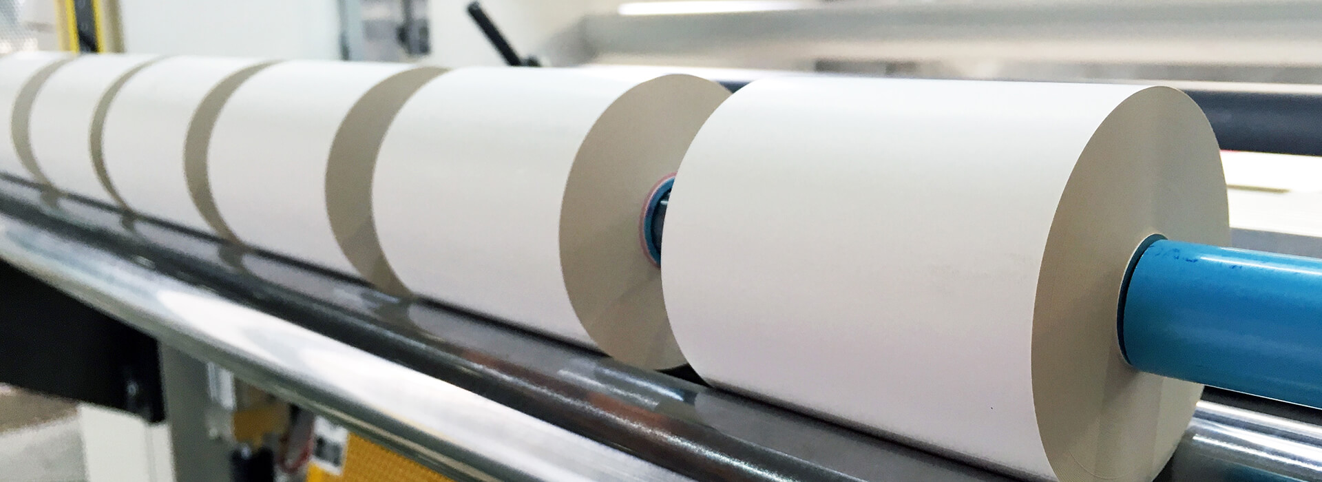 Small Roll Slitter Rewinder - Nicely Machinery